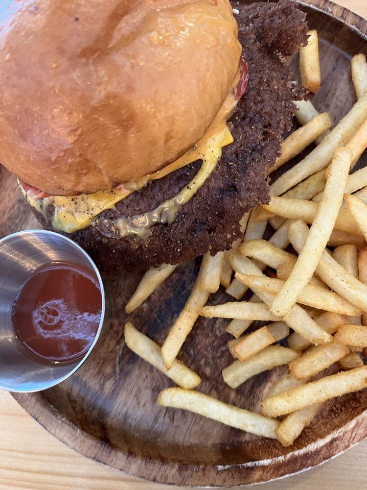BACK BEACH BURGERS - 3rd Floor, Station 1, Fronting the Grotto, Malay ...