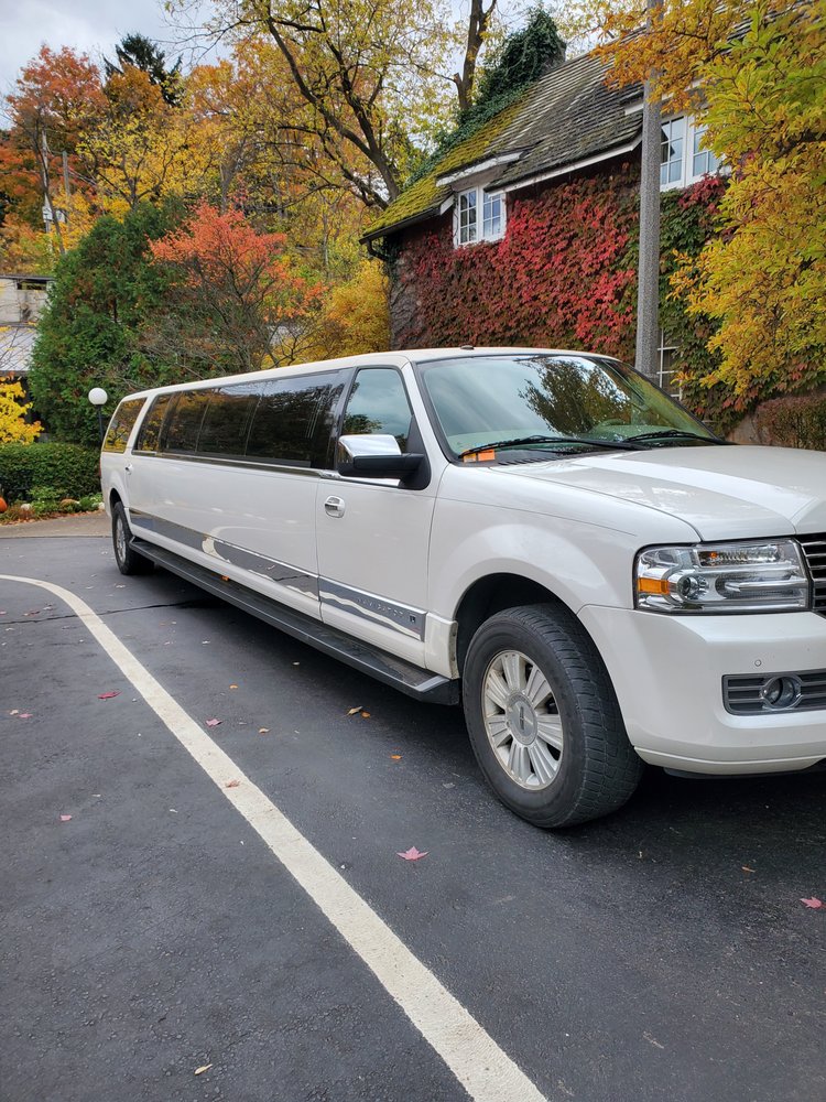 HAMILTON PARTY LIMO - Updated June 2024 - Request a Quote - 10 Photos ...