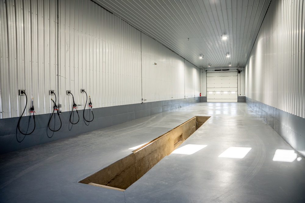 RED BARN TRUCK WASH & SERVICE CENTER - Updated October 2025 - 1200 E ...