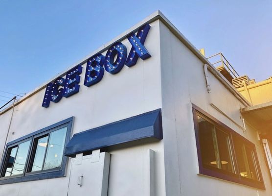 ICE BOX BAR - Updated April 2025 - 24 Photos & 12 Reviews - 755 Monroe ...