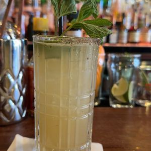 ON THE ROCKS - Updated August 2024 - 12 Reviews - 16919 Audrey St ...