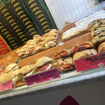 UNREGULAR PIZZA - Updated December 2025 - 700 Photos & 410 Reviews ...