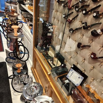 METRO CIGAR - Updated December 2025 - 126 Photos & 23 Reviews - 126A ...