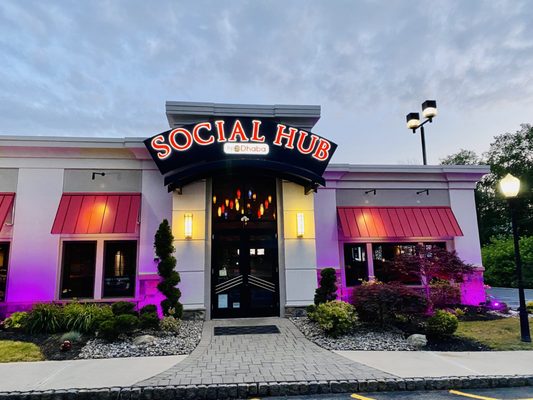 SOCIAL HUB BY DHABA - 53 Photos & 27 Reviews - 1735 US-46, Parsippany ...