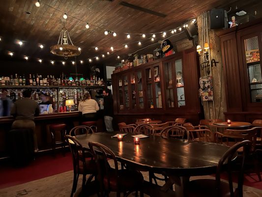 FOX BAR - Updated December 2025 - 229 Photos & 103 Reviews - 113-125 N ...