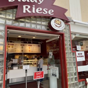 DIDDY RIESE COOKIES - 3053 Photos & 5498 Reviews - Desserts - 926 ...