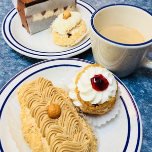 SARKOZY BAKERY - 32 Photos & 32 Reviews - Bakeries - 350 E Michigan Ave ...