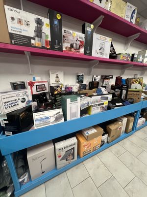 PRIME MERCH - Updated October 2025 - 16835 N Park Pl, Glendale, Arizona ...