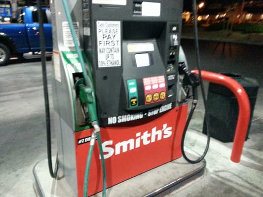SMITH’S FUEL CENTER - Updated December 2025 - 10 Photos - 3850 E ...