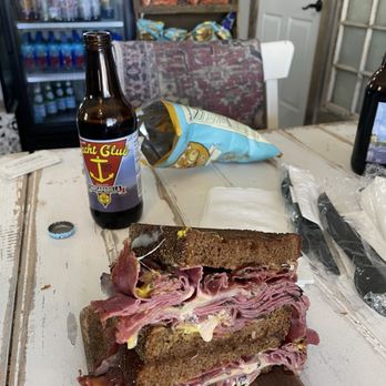 CHRISTOPHER’S CAFE - Updated December 2025 - 22 Photos & 23 Reviews ...