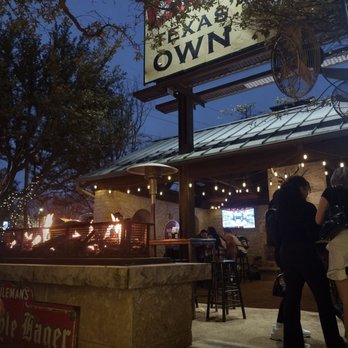 KATY TRAIL ICE HOUSE - Updated May 2024 - 859 Photos & 1179 Reviews ...