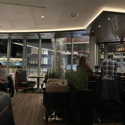 SAVR - Updated January 2026 - 365 Photos & 177 Reviews - 150 Seaport ...