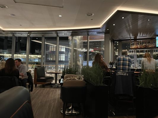 SAVR - Updated December 2024 - 244 Photos & 129 Reviews - 150 Seaport ...