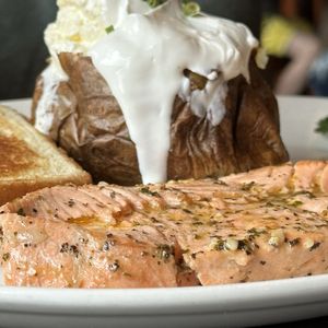 BIG WAVE CAFE - Updated June 2025 - 294 Photos & 686 Reviews - 822 ...