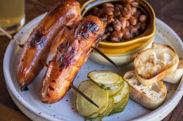 HUNT - Updated February 2025 - 55 Photos & 39 Reviews - 225 W Riverside ...