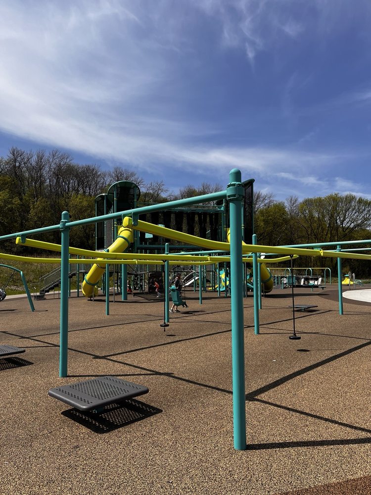 WOODHAVEN PARK - Updated October 2025 - 24 Photos - 1950 Gold Trl ...