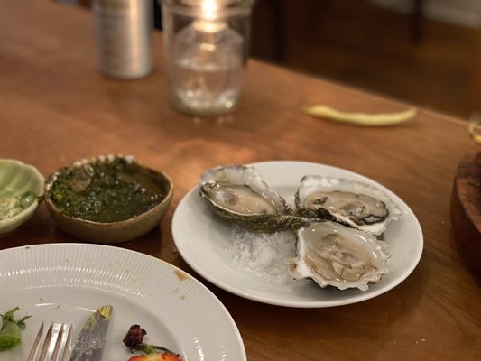 FLX TABLE - Updated May 2025 - 478 Photos & 110 Reviews - 22 Linden St ...