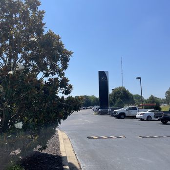 LEXUS OF MEMPHIS - Updated January 2026 - 68 Photos & 35 Reviews - 2600 ...