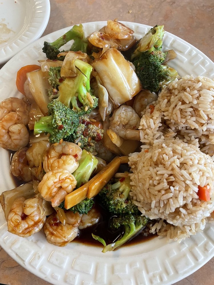 PINE TREE GARDEN CHINESE RESTAURANT - Updated January 2026 - 50 Photos ...