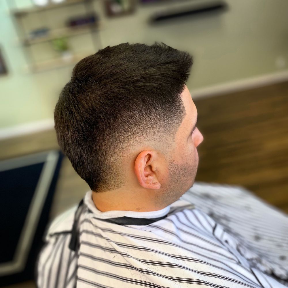 Tapered Crew Cut Daniel Craig