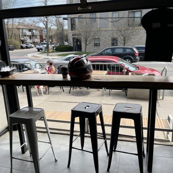 REVOLVER PIZZA - Updated December 2025 - 64 Photos & 65 Reviews - 388 ...