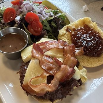 THE COMMITTED PIG - Updated August 2024 - 390 Photos & 550 Reviews ...