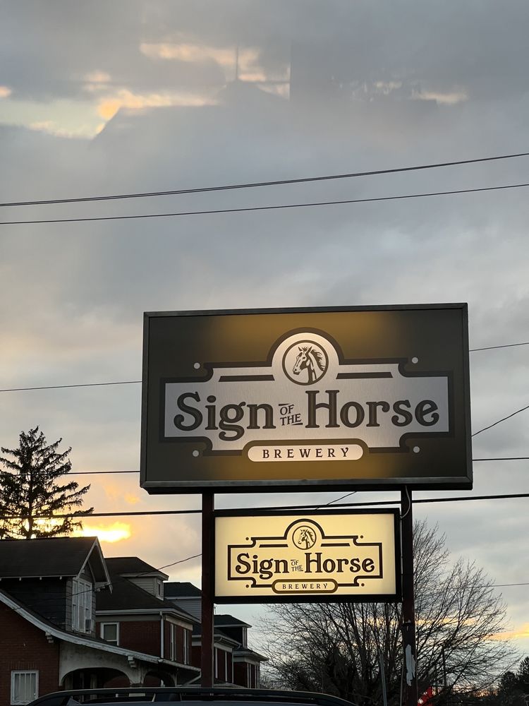 SIGN OF THE HORSE BREWERY - Updated December 2025 - 32 Photos & 22 ...