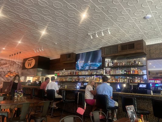 BAR W - Updated October 2024 - 24 Photos - 2926 Maple Ave, Dallas ...