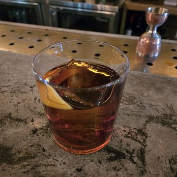 THE RABBIT HOLE - Updated December 2025 - 46 Photos & 40 Reviews - 208 ...