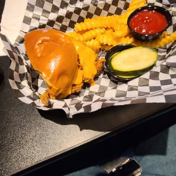 BURGER PUNK - Updated March 2025 - 216 Photos & 192 Reviews - 3012 N ...