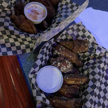 THE OASIS BAR AND GRILL - Updated December 2025 - 103 Photos & 207 ...