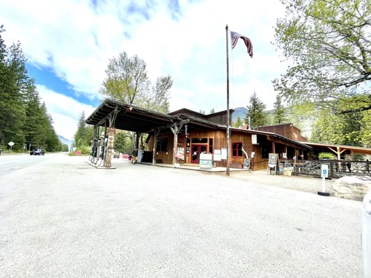 MAZAMA STORE - Updated October 2024 - 78 Photos & 91 Reviews - 50 Lost ...