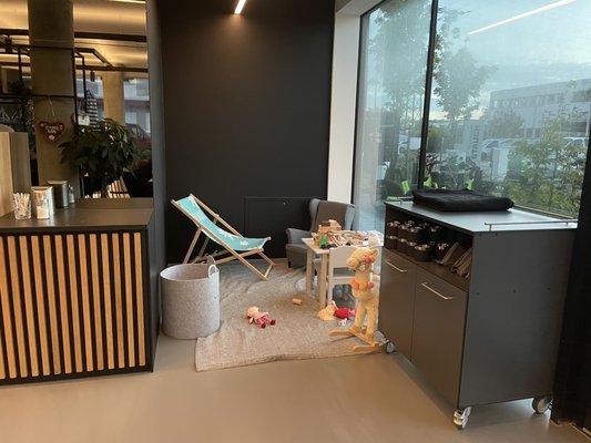 GREFIS HOTEL - Lohenstraße 5, Gräfelfing, Bayern, Germany - Hotels - Yelp