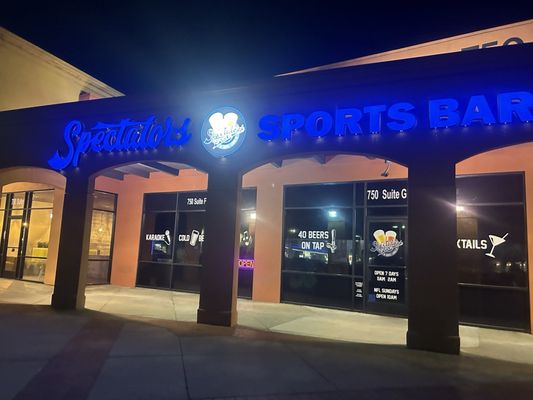 SPECTATORS SPORTS BAR - Updated January 2026 - 74 Photos & 94 Reviews ...