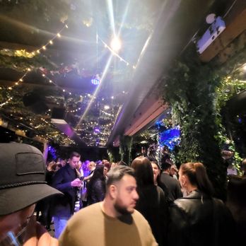 HUBBARD INN - Updated November 2024 - 466 Photos & 248 Reviews - 110 W ...