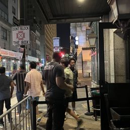 FADO IRISH PUB - Updated July 2025 - 204 Photos & 518 Reviews - 1500 ...