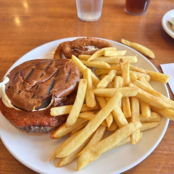 HYLAN DINER - Updated March 2026 - 86 Photos & 173 Reviews - 2561 Hylan ...