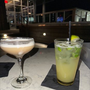 RADIUS ROOFTOP LOUNGE - Updated October 2025 - 75 Photos & 57 Reviews ...