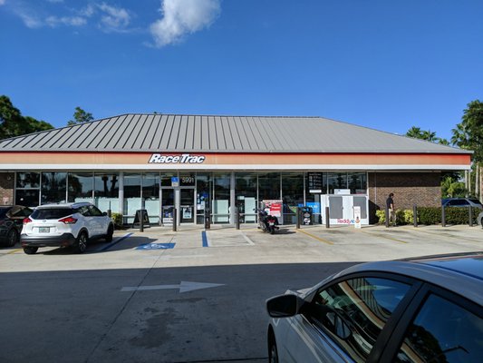 RACETRAC - 5991 S Pointe Blvd, Fort Myers, Florida - Gas Stations ...