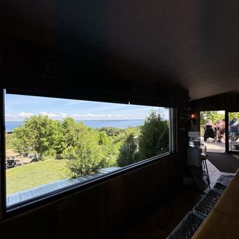 SUTTONS BAY CIDERS - Updated October 2025 - 242 Photos & 116 Reviews ...