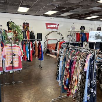 THRIFTED THREADS - Updated December 2025 - 26 Photos & 11 Reviews ...