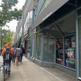 PUTTSHACK - PHILADELPHIA - Updated December 2024 - 101 Photos & 71 ...