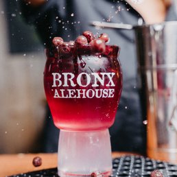 BRONX ALEHOUSE - Updated July 2025 - 971 Photos & 1058 Reviews - 216 W ...