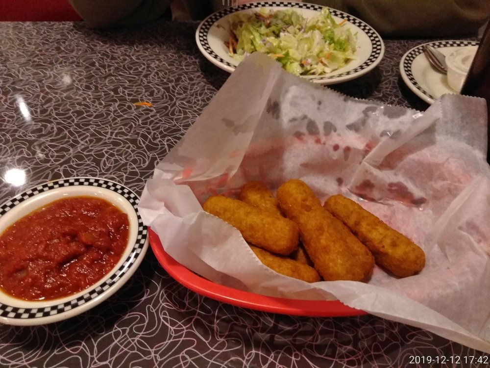 MARY’S DINER - MADISON - 14 Photos & 27 Reviews - 2600 Green Rd ...