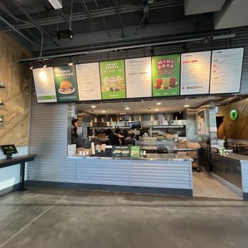 SHAKE SHACK PASADENA - Updated September 2025 - 553 Photos & 431 ...