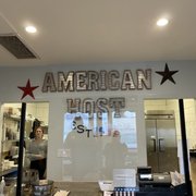 AMERICAN HOST RESTAURANT - 327 Photos & 408 Reviews - 113 N I St ...