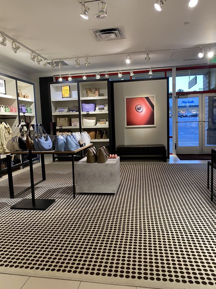 COACH FACTORY STORE - Updated October 2025 - 15 Photos & 11 Reviews ...