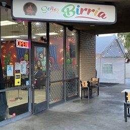 SENOR BIRRIA - Updated July 2025 - 440 Photos & 685 Reviews - 9952 ...
