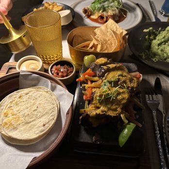 LAS BOTELLAS - Updated January 2025 - 373 Photos & 240 Reviews - 4488 W ...