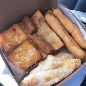 HOLIDAY BAKERY - 46 Photos & 50 Reviews - 7313 Miami Lakes Dr, Hialeah ...